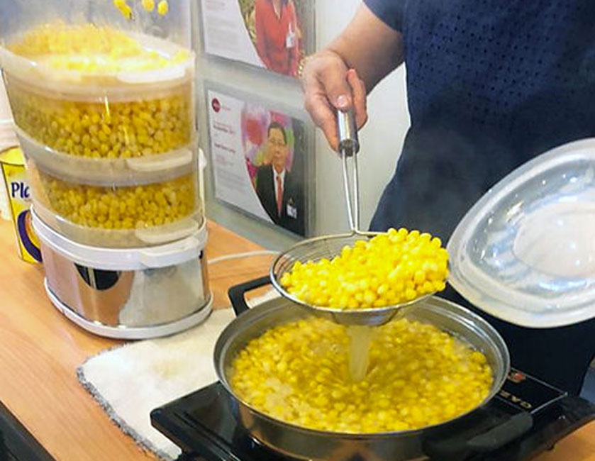 Cup Corn Live Station Rental Singapore | Healthy Event Snacks